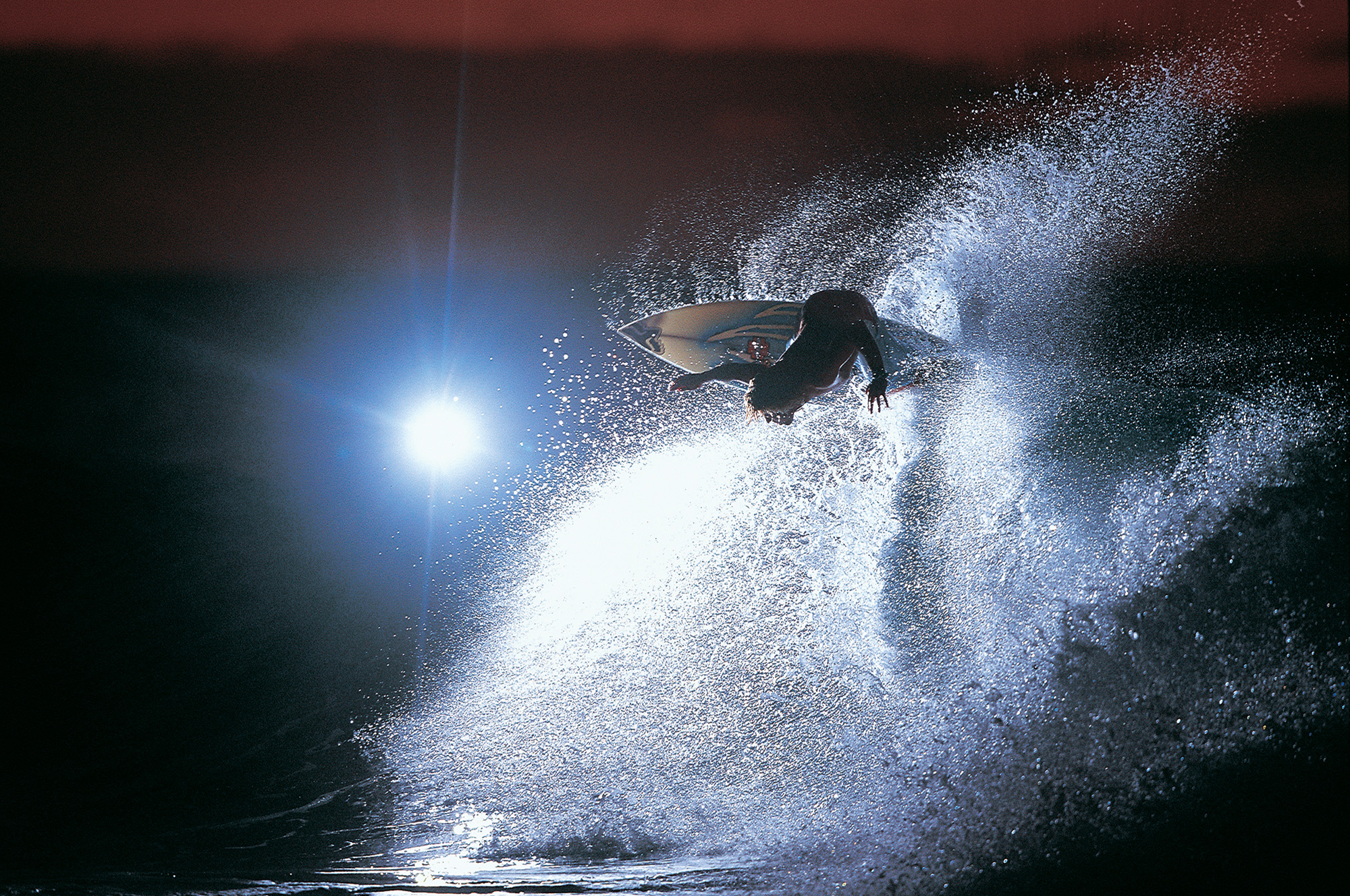 SURFING